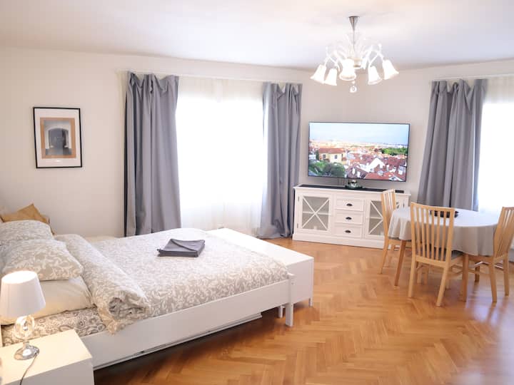 Apartment - 3 Rooms - 8 Guests - Praga