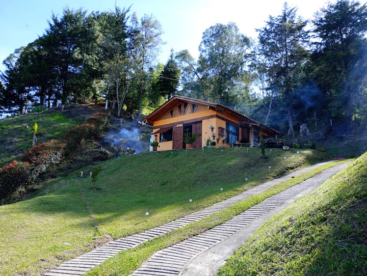La Capilla. El Peñol - Guatapé - Peñol