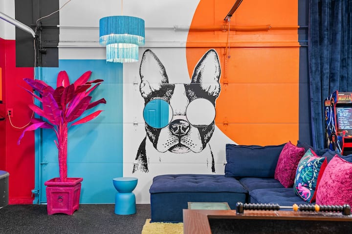 Ultimate Family Spot! Sleeps 20 - Pools, Golf, Fun - Branson, MO