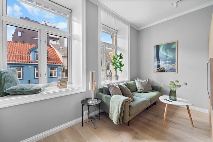 Smart Studio On The Main Shopping Street - Tromsø