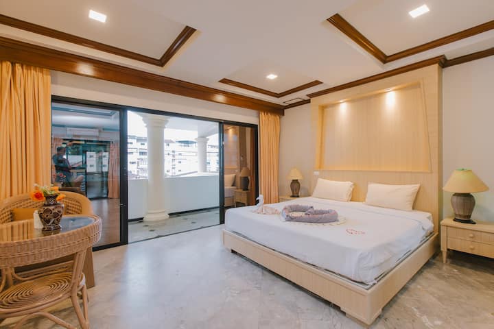 A #Condo For 2 #Center #Party #Nightlife C U Soon - Patong Beach