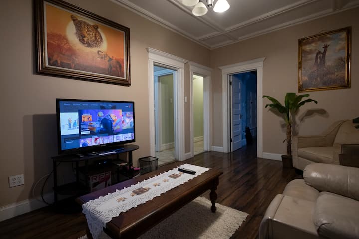 1 Bedroom To Share In 3 Bedroom Apt - Brooklyn, NY