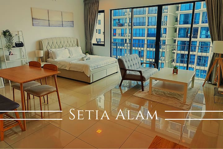 【Hot Pick】cozy Studio, Netflix Projector @ Trefoil - Shah Alam