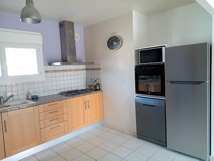 Agréable Maison Avec Grand Terrain Clos Et Piscine - Linxe