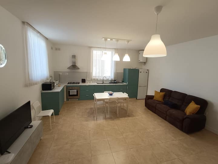 Cosy Yet Spacious Apartment. - Malta
