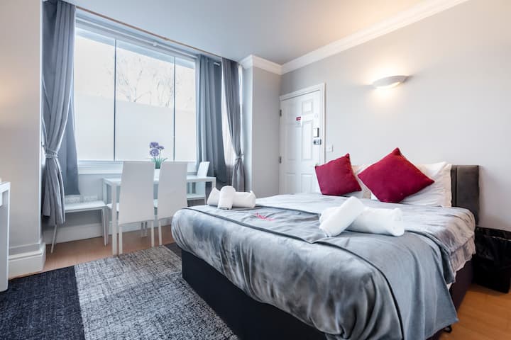Riverside Apartment 1 - Kingsize Bed And Ensuite - Norwich