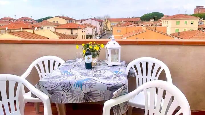 Alloggio Per Vacanze A Cecina - Cecina