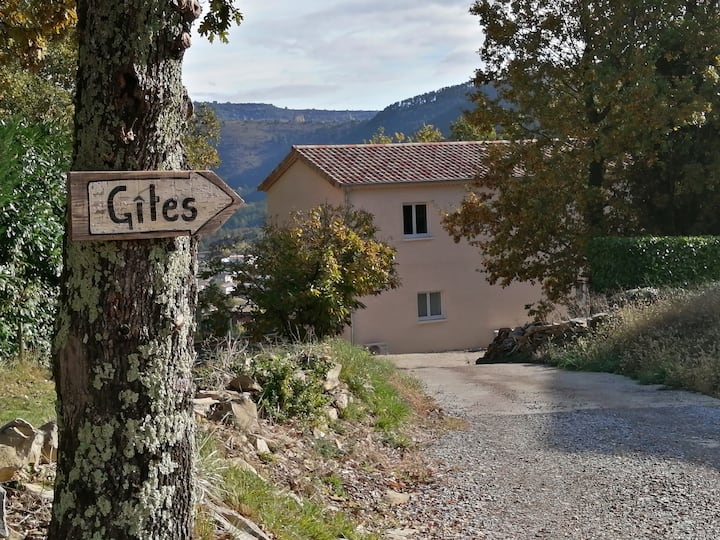 Gîte  En Ardèche Secrète Chez Martine - Aubenas
