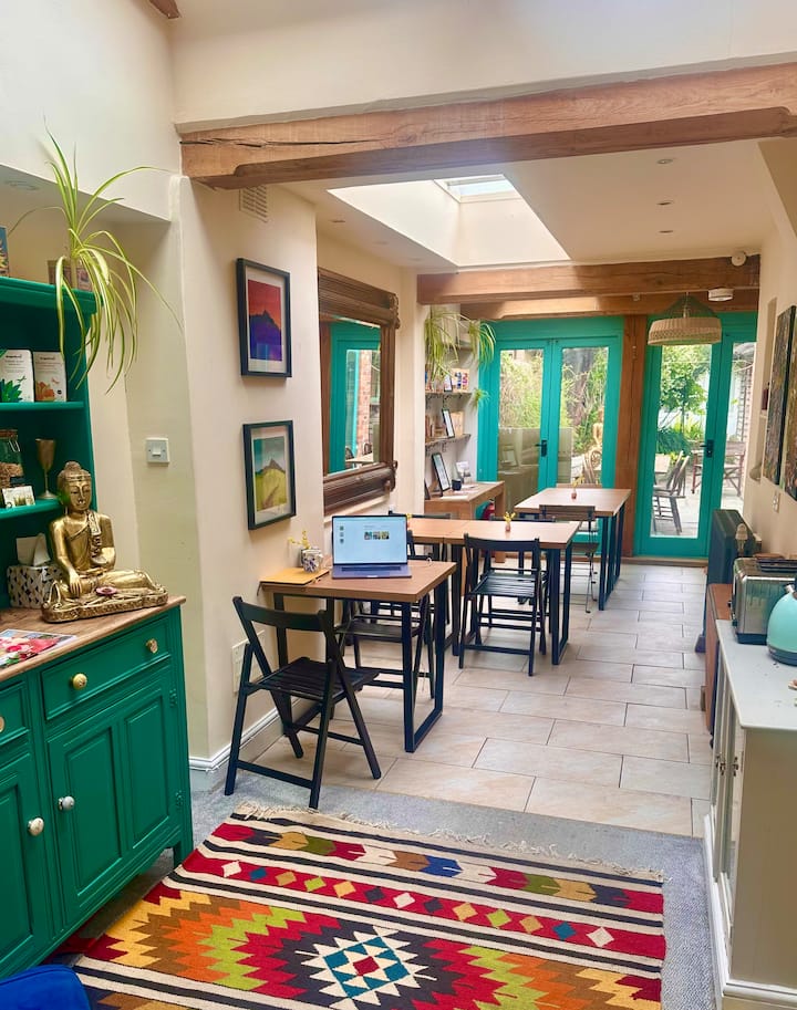 Whole House - The Dragonfly Guesthouse Glastonbury - Glastonbury