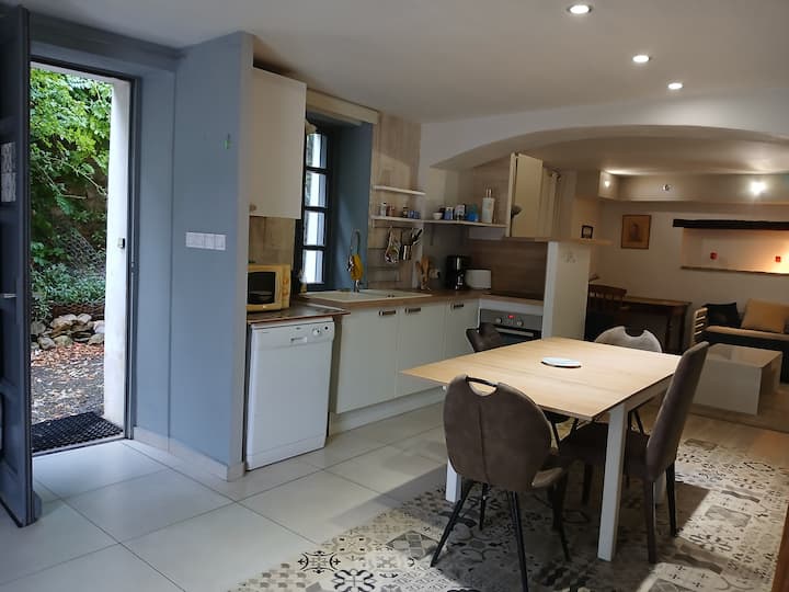 Maison  Au Pied Du Château De Grignan , Terrasse - Grignan