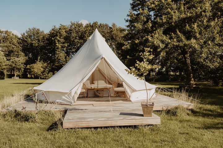 Glamping Met Hottub; Rust En Ruimte In De Natuur! - Friesland