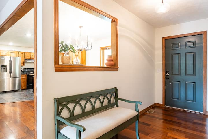 The Eureka House-hot Tub-game Room-2mi To Downtown - Eureka Springs, AR