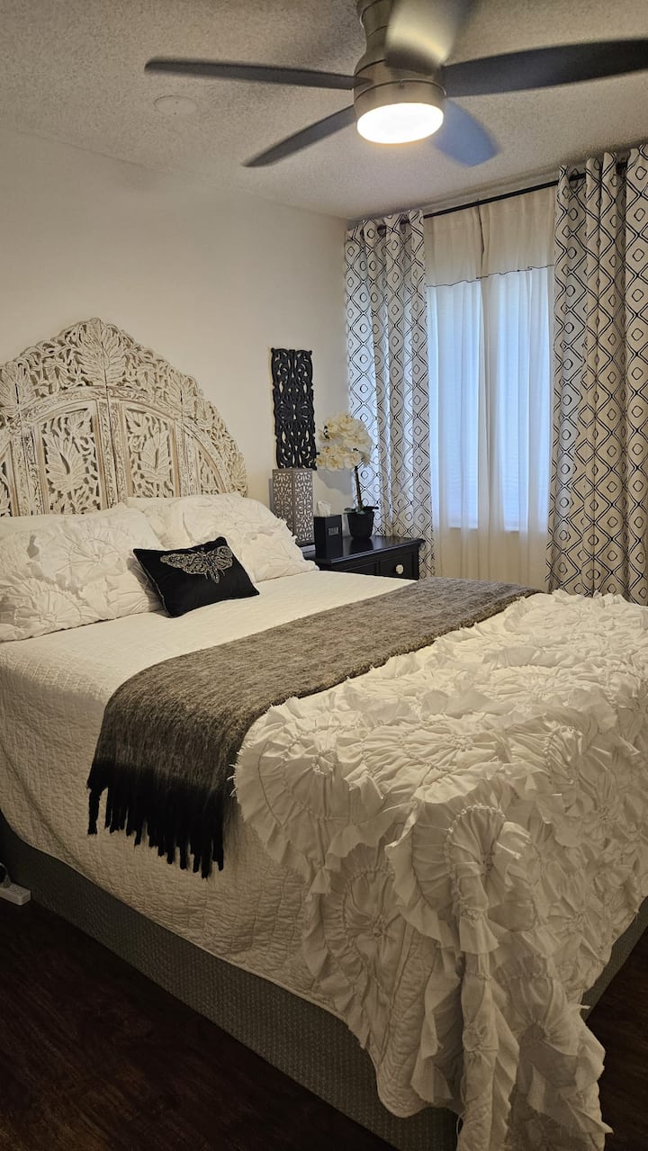 Cozy 1 Bedroom Apt With 1 Car Parking - Delray Beach, FL