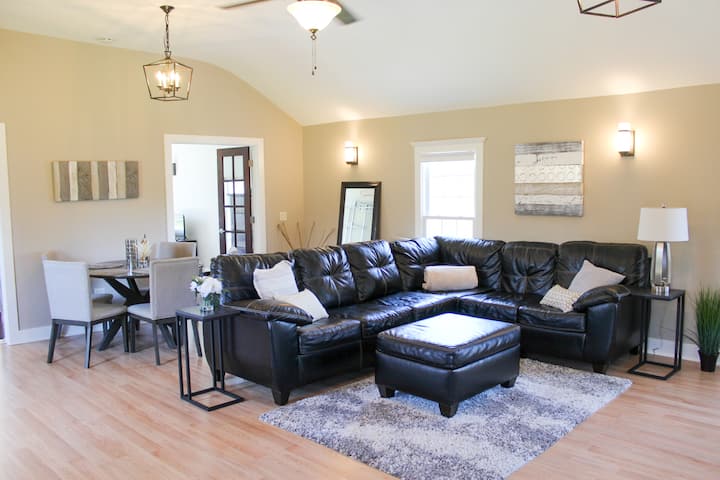 Beautiful 3 Bed Loft In Skaneateles - Skaneateles