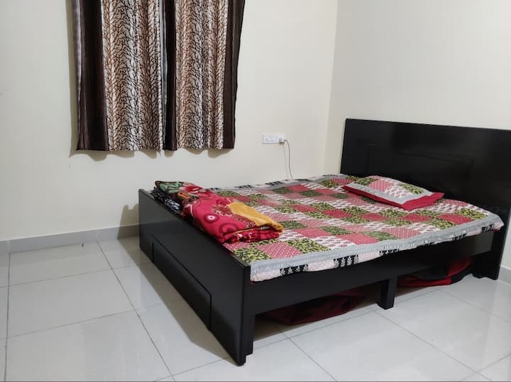 Lovely 1 Bedroom With Free Parking At Premises - Bangalore