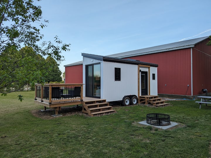Tiny House On A Farm - 1 Bed, Close To Grand Bend - Grand Bend
