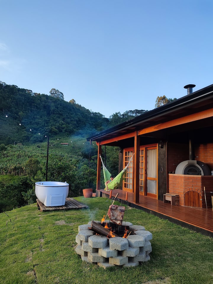 Cabana Americana: Lareira, Jacuzzi, Vista, 3h D Sp - Brazil