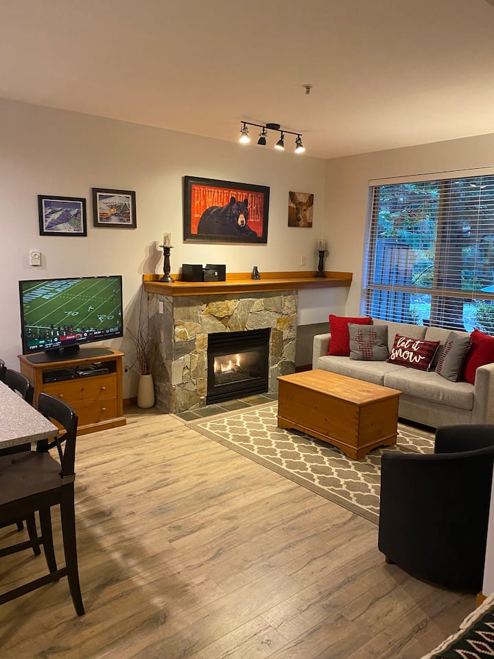 Whistler Village Studio Townhouse. - Whistler