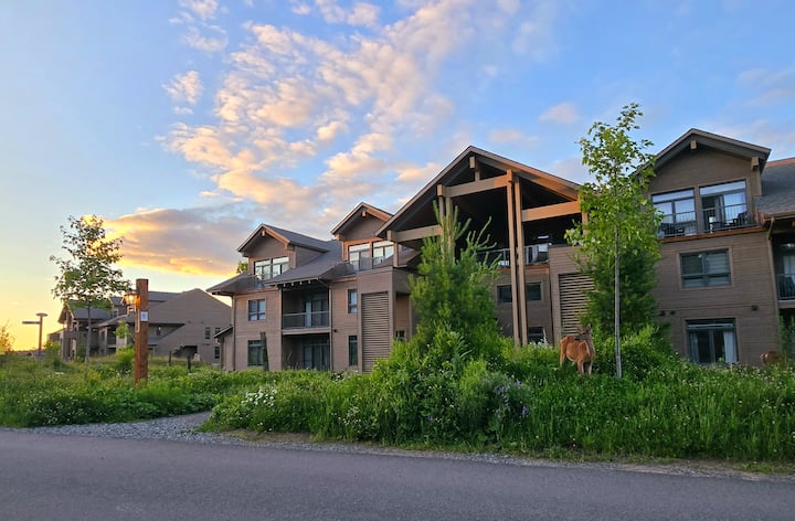 Lamoderne-spa/gym, Ski Golf Hike Bike! - Mont-Tremblant