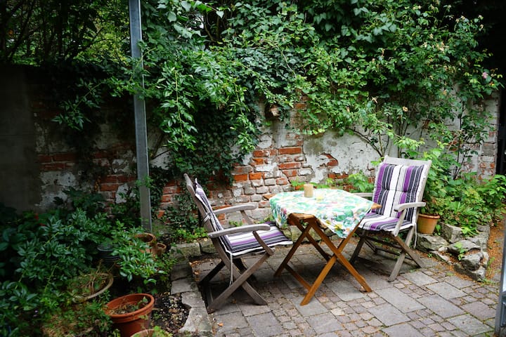 Gardenoasis In The Midst Of Viertel - Bremen