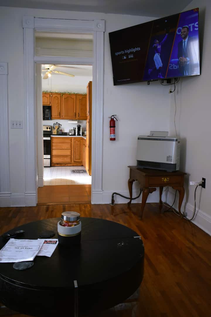 Downtown Lima 1 Bdrm Haven! - Ottawa Metro Park, Lima