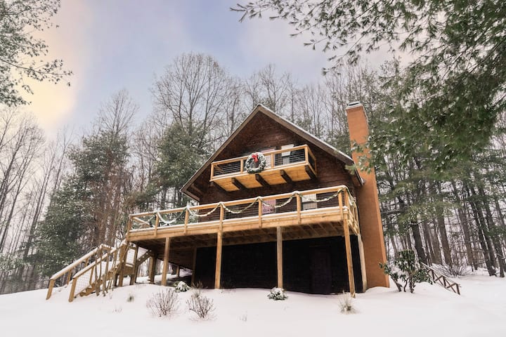 Stay Near Old Rag +White Oak Canyon—cozy Log Cabin - Virginia
