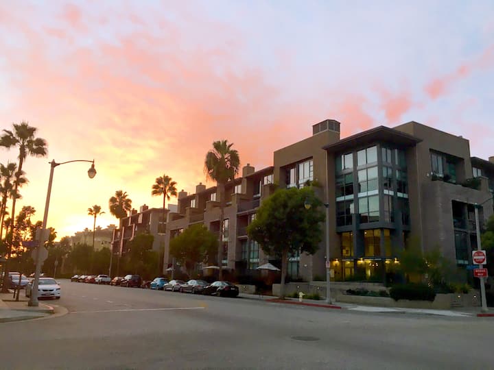 Modern Playa Vista Loft - Marina del Rey, CA