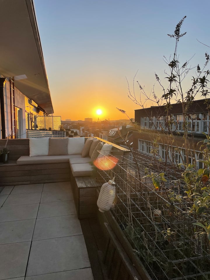 Green & Golden Sky Loft - Antwerpen