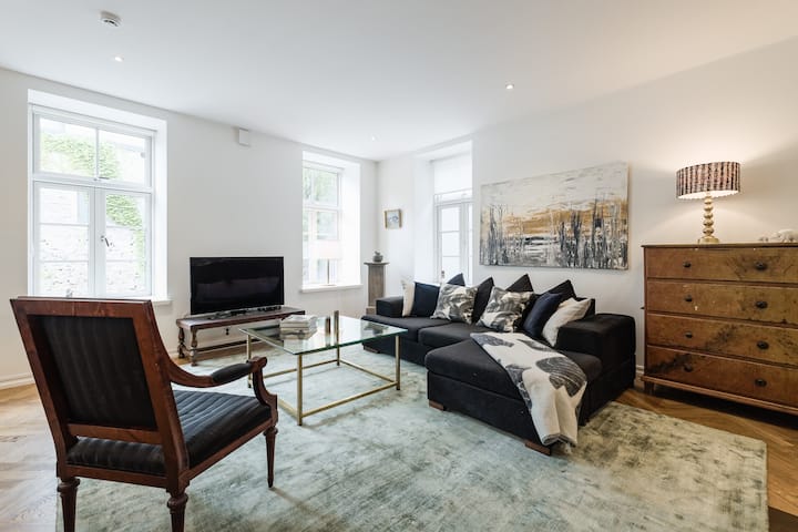 Luxury Apartment, Next To Famous Medieval Old Town - Estonie