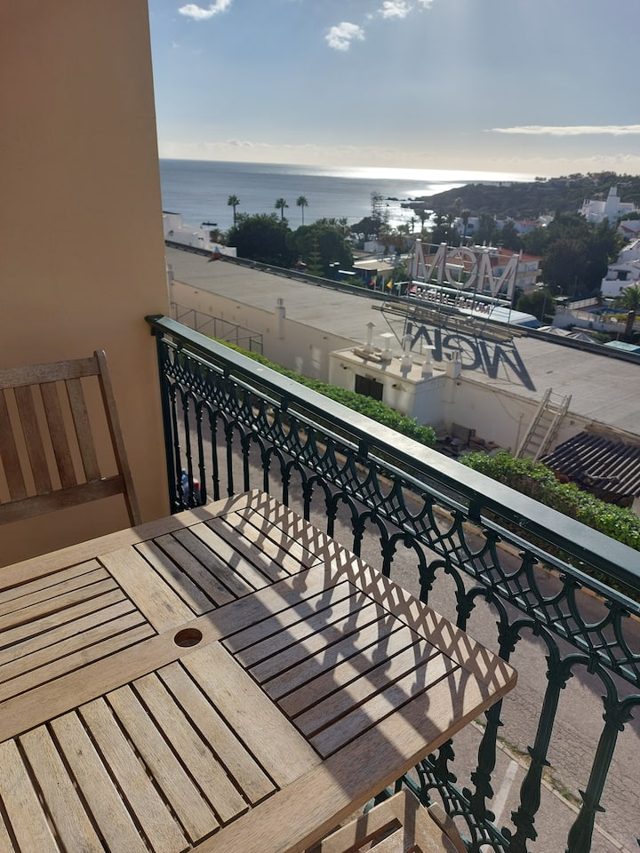 Beach Apt W/ Pool & Ocean Views - Albufeira