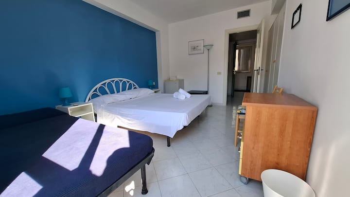 "Salicia" Stanza Matrimoniale Con Bagno In Camera - Lipari