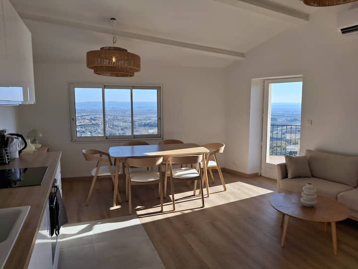 Appartement Panoramique,
Clim, Terrasse, 6 Pers - Clermont-l'Hérault