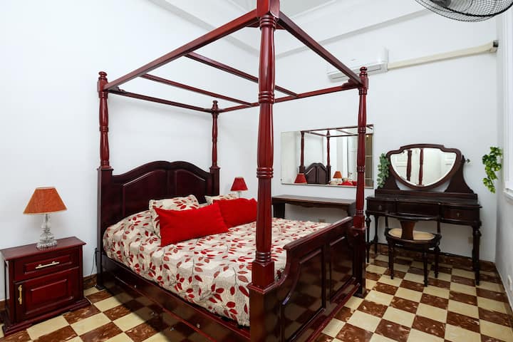 Casa Caballero - Havana