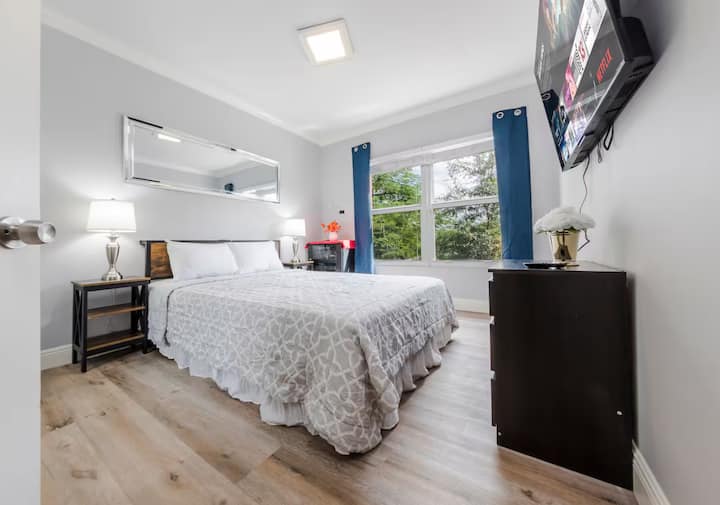 Private Room For Dwd Attendees Only - West Palm Beach, FL