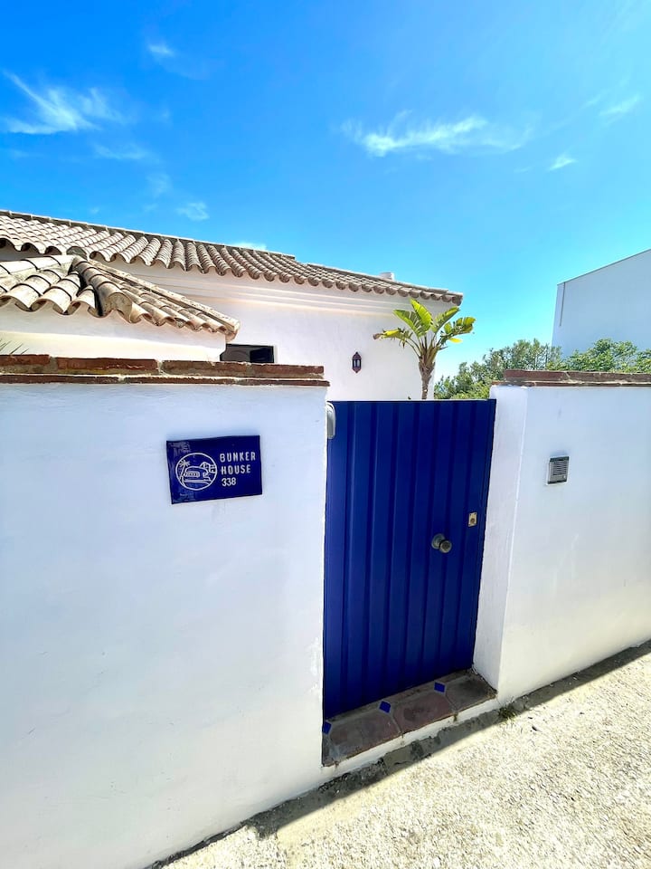 Private Room + Bathroom In Faro De Punta Carnero - Algeciras