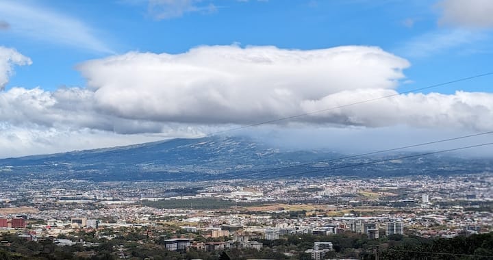 Amazing Escazu Home, Stunning San José City View - San José