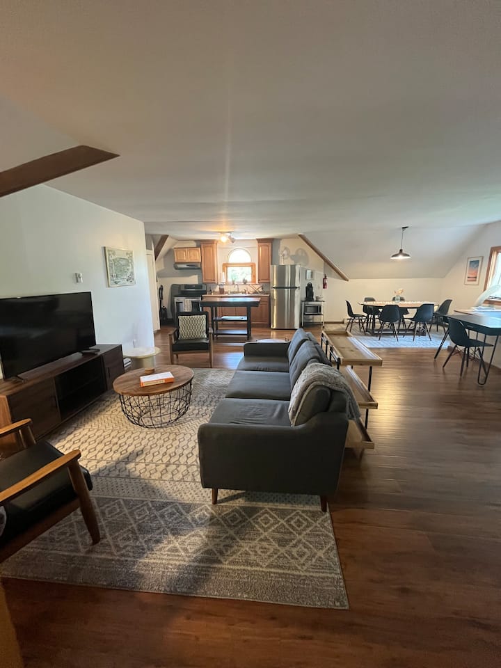 Cooperstown Barnhouse Apartment - Cooperstown, NY
