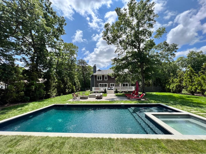 The Hamptons Retreat: Pool, Sauna, Gym & More - The Hamptons, NY