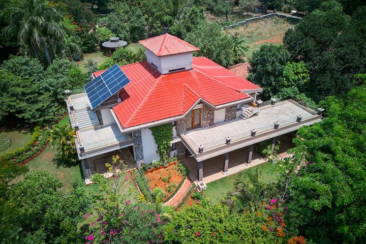 Lonavala - 4 Br - Valencia Villa @/ Lawn - Lonavla