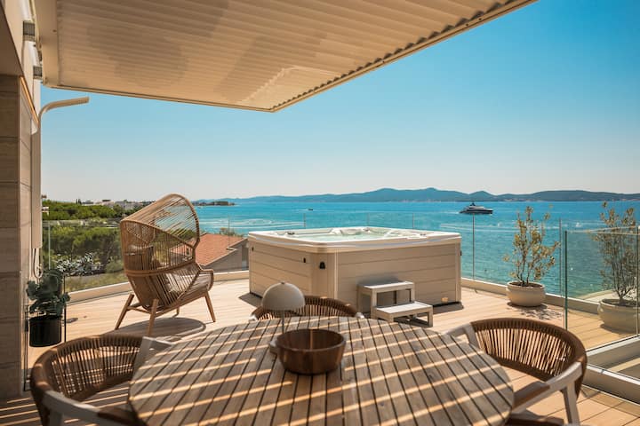 Penthouse Apartment With Hot Tub- Dʻart  Villa - Dugi otok