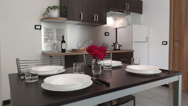 Apartment Near The Lake With Swimming Pool - Mandello del Lario