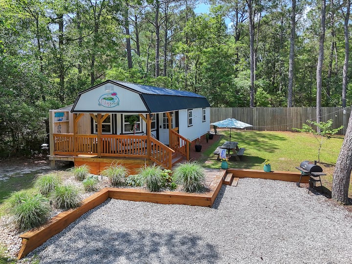 Secluded Tiny Home Only Minutes To Topsail Island! - Topsail Beach, NC