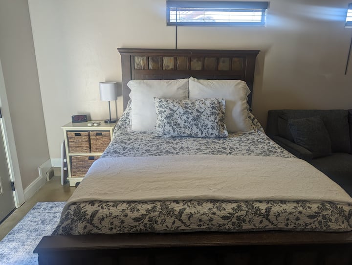 Quaint Guest Suite With Private Entrance - St. George