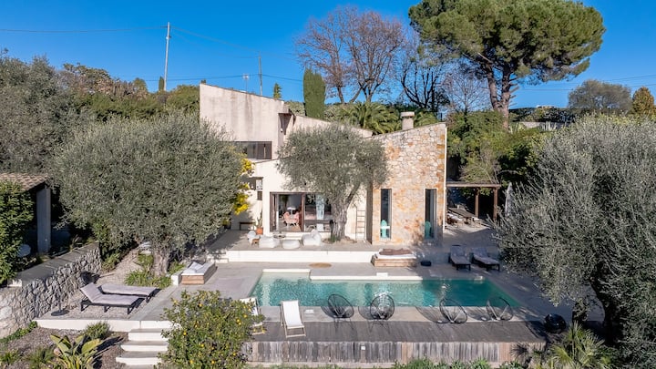 Magnifique Villa D'architecte Piscine Et Jardin - Carros