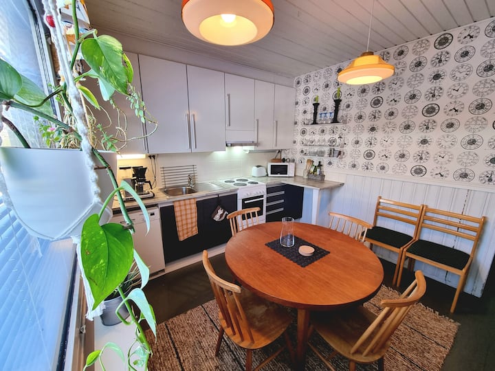 Nariseva Puulattia! Päätyhuoneisto. - Pori