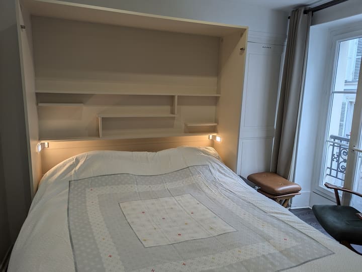 Paris : Appartement T1 Au Pied Du Sacré Coeur - Paris