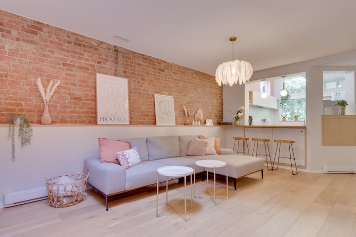 Plateau - Moderne Et Lumineux, 3 Ch + Terrasse - Montreal