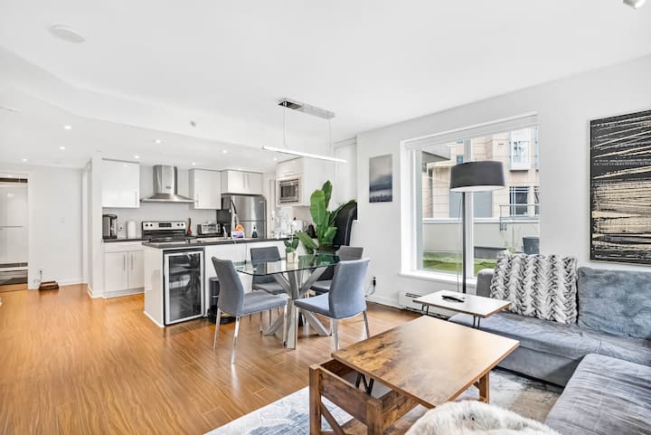 5 Br & 3 Bth Entire 3 Floor Townhome-rooftop - Vancouver