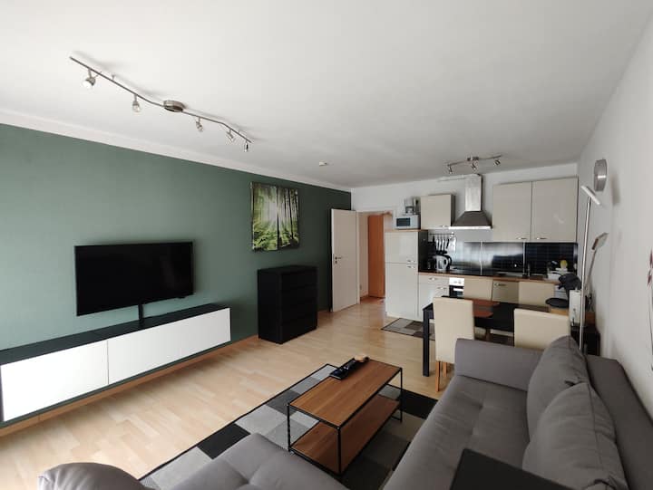 2 Room Flat With Parking Lot In Nürnberg St. Peter - Nuremberg
