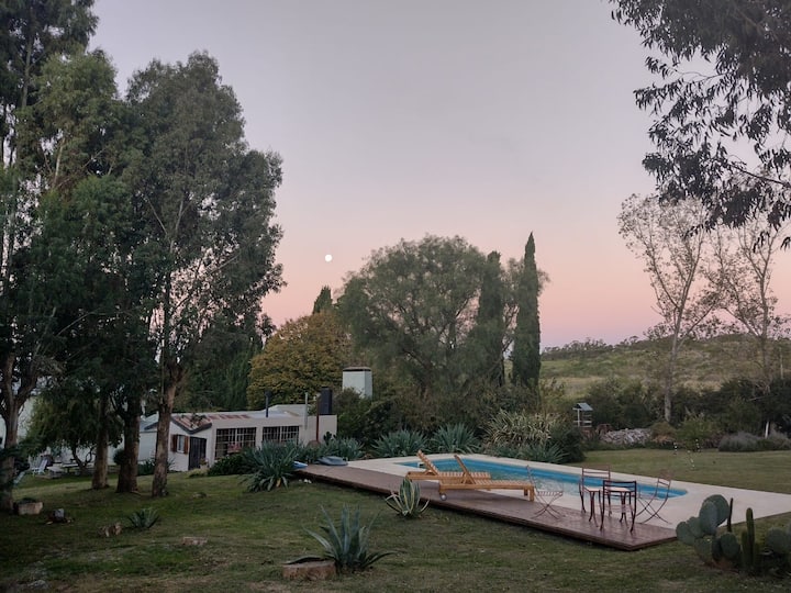 La Juanita De Tandil  - Casa Quinta Serrana - Tandil